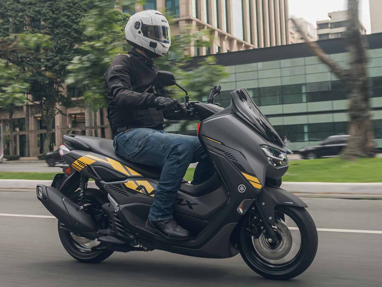 Galeria de fotos: Yamaha NMax 2023: primeiras impressões da renovada ...