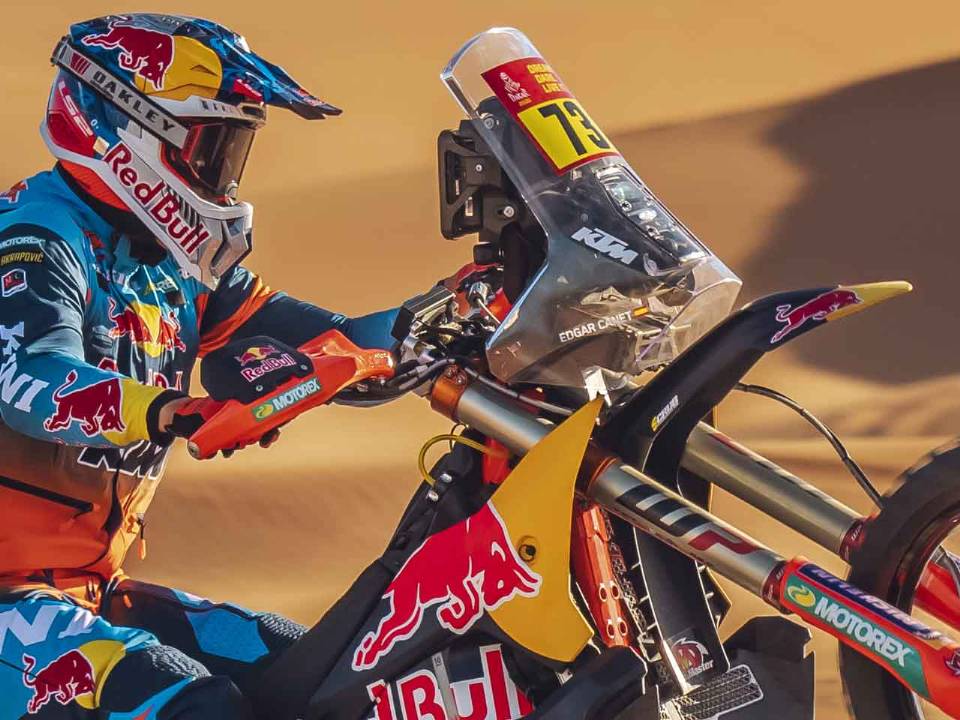 KTM confirma participação com equipe completa no Dakar 2026 - MOTOO