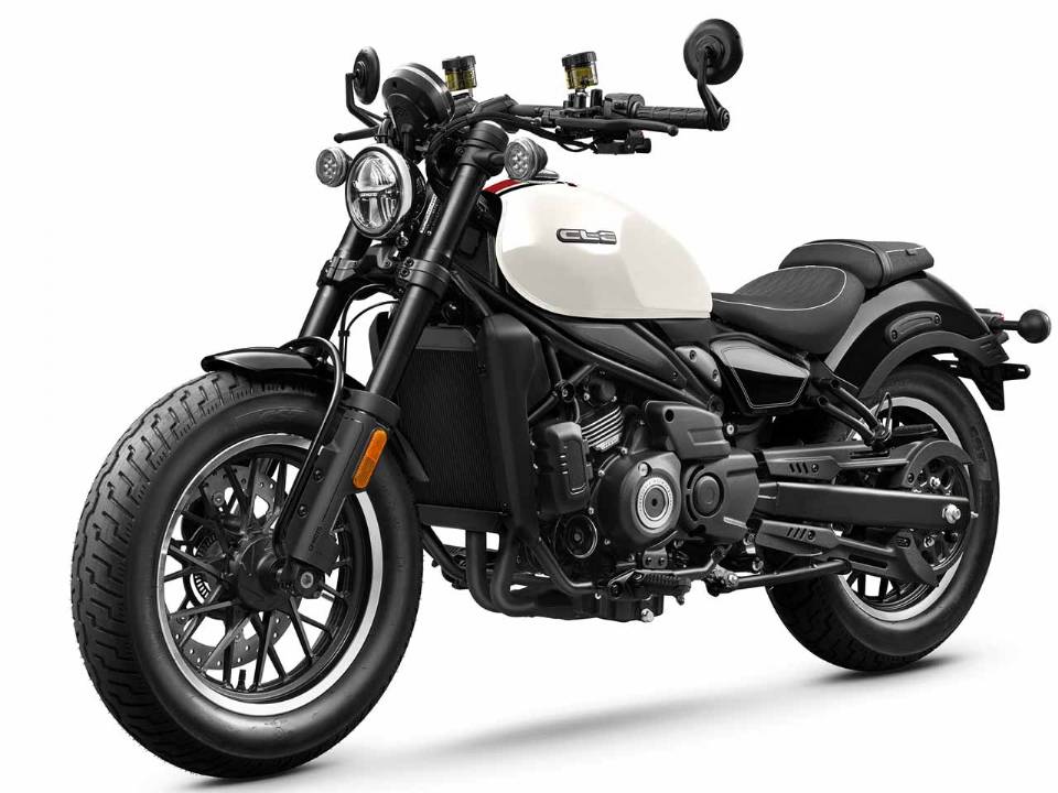 Uma CFMoto custom 450 com câmbio automático; conheça - MOTOO
