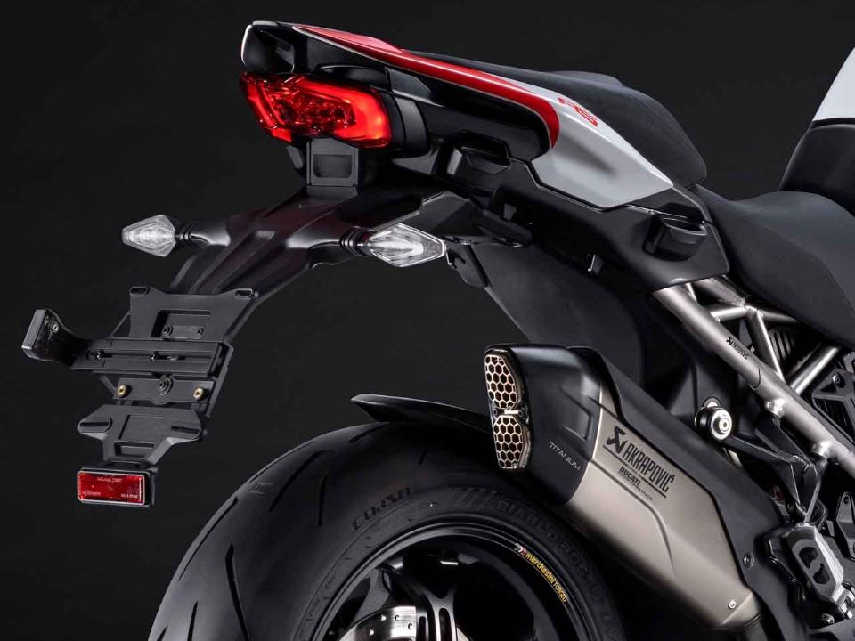 Uma aventureira Ducati de 180 cavalos com tecnologia da MotoGP - MOTOO
