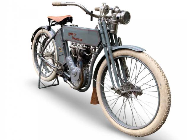 Tradicional site de leilões oferece motos clássicas centenárias - MOTOO