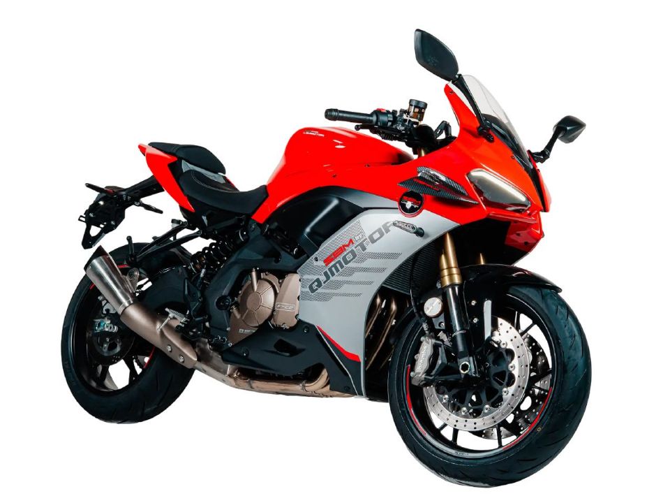 Shineray SBM 600RC 2026 lançada no Brasil por R$ 52.490 - MOTOO