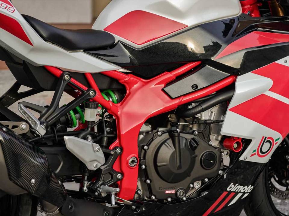 Nova Bimota KB399 é lançada com o mesmo motor da Kawasaki ZX-4RR - MOTOO
